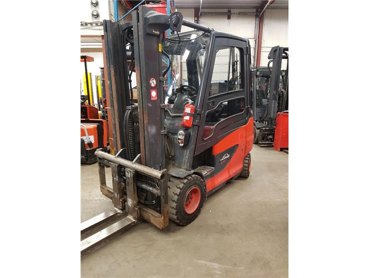 Linde E30 motviktstruck 4-hjul - industritorget.se