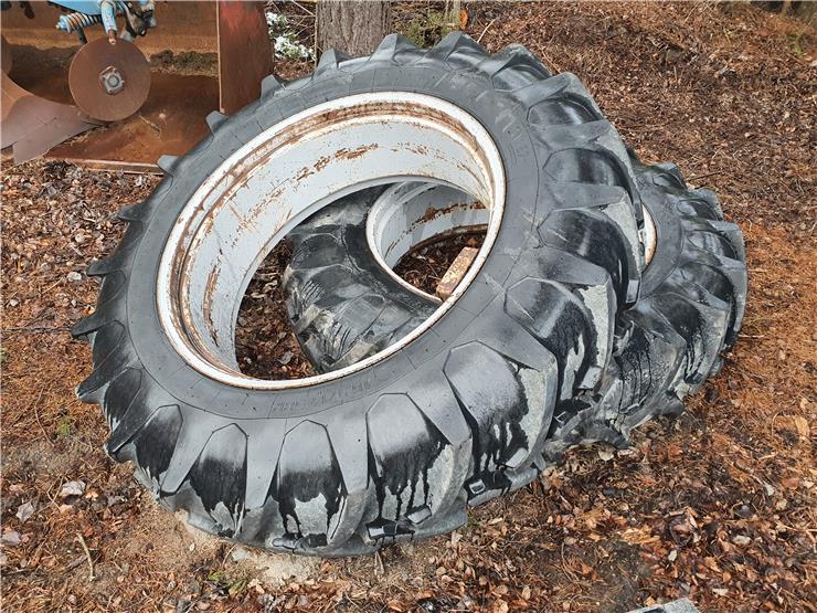 Traktordäck Danubiana Tyres 16.9/14-38 2st - industritorget.se