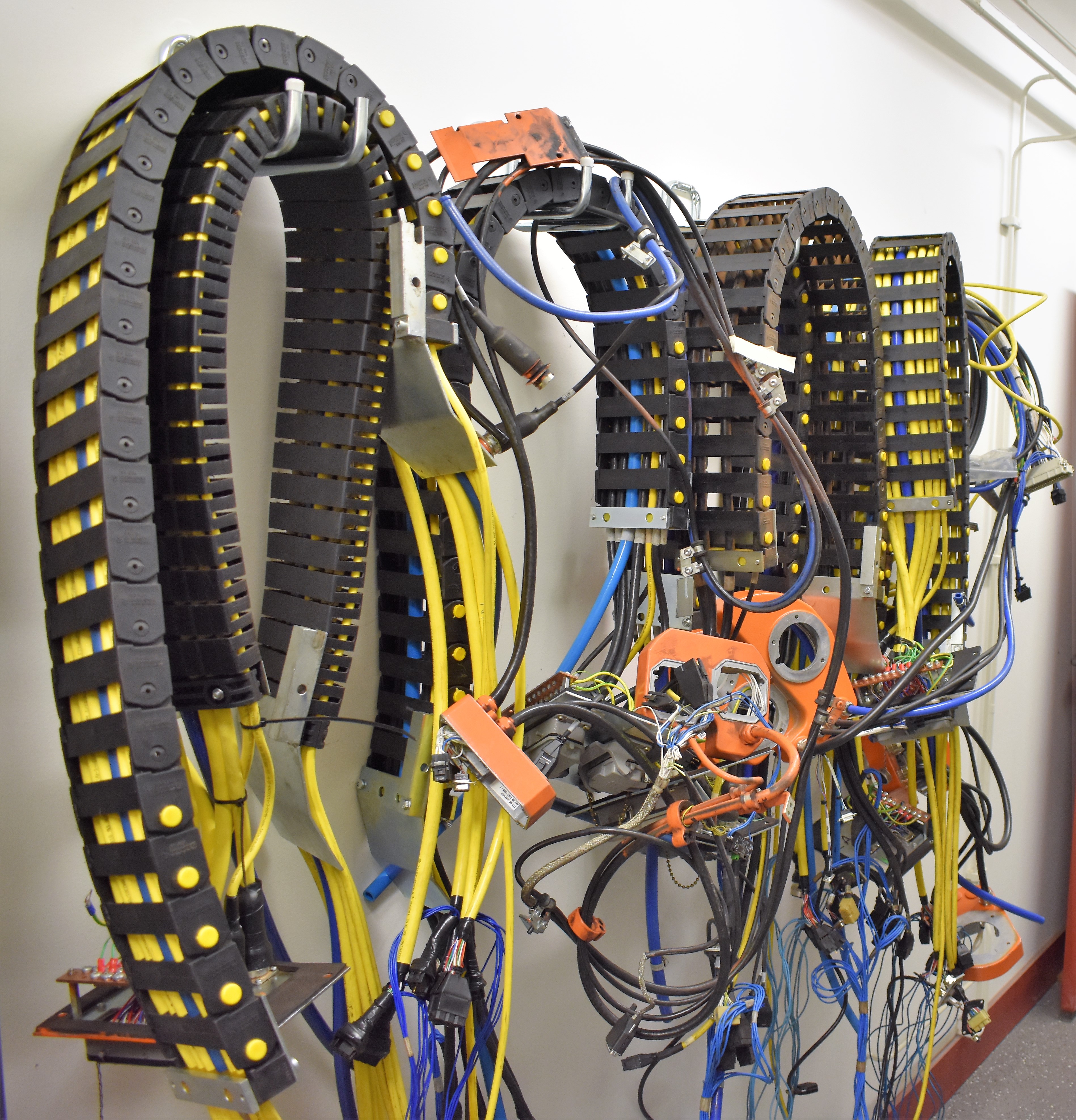 Kablage till ABB-robotar - industritorget.se